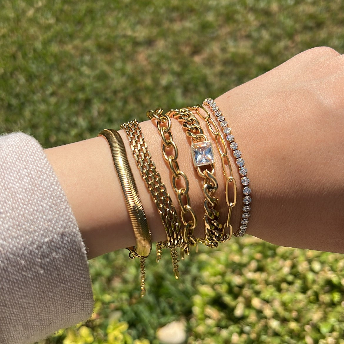 Bracelets – QILADA